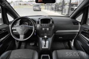 Opel Zafira 2006 in Riga, with an engine capacity of 1.90 L and mileage of 395 thousand km for 1800 €, photo 7 on AUTOMOTO.COM.LV