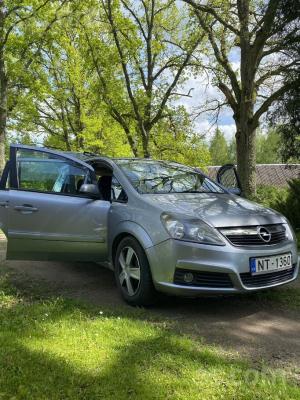 Opel Zafira 2006 Valmiera, ar dzinēja tilpumu 1.60 L un nobraukumu 371 tūkst. km par 1500 €, foto 1 vietnē AUTOMOTO.COM.LV