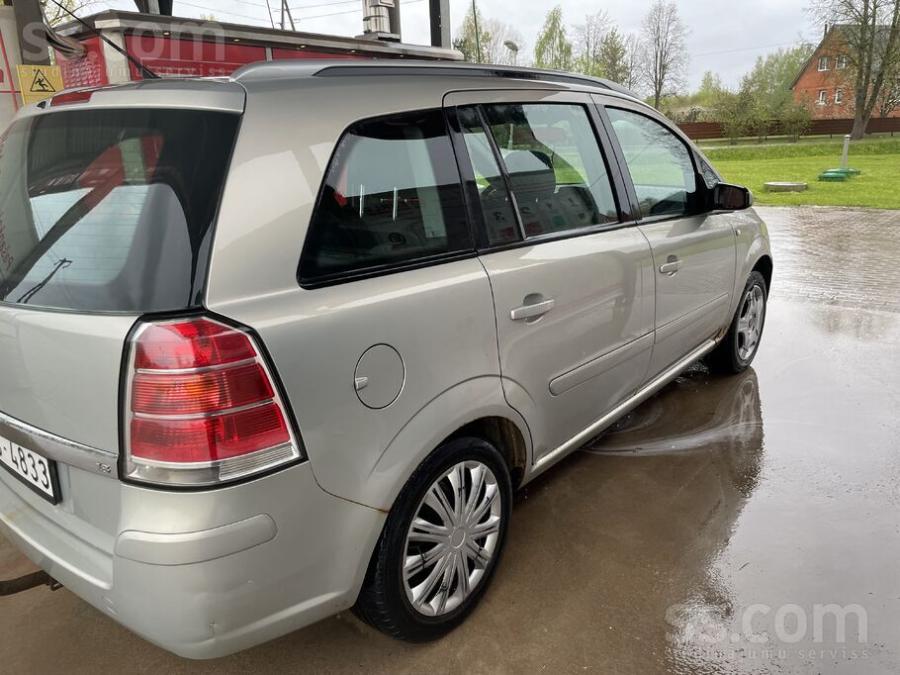 Opel Zafira 2006 Balvi, ar dzinēja tilpumu 1.80 L un nobraukumu 300 tūkst. km par 1200 €, foto 2 vietnē AUTOMOTO.COM.LV