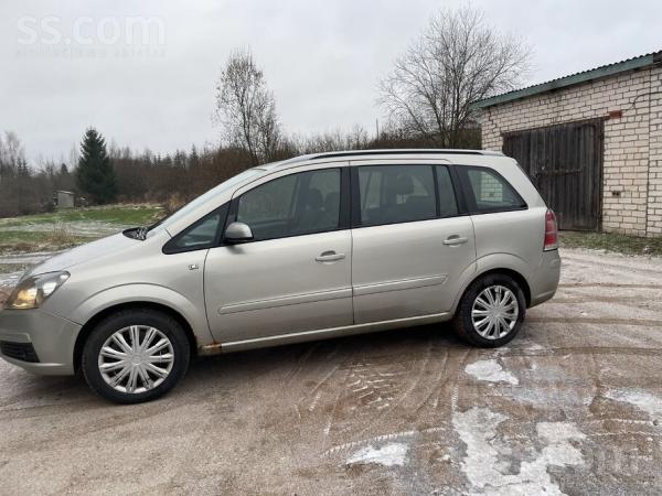 Opel Zafira 2006 in Balvi, with an engine capacity of 1.80 L and mileage of 300 thousand km for 1200 €, photo 10 on AUTOMOTO.COM.LV