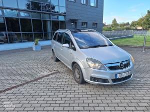 Opel Zafira 2006 in Klaipeda, with an engine capacity of 2.00 L and mileage of 285 thousand km for 750 €, photo 3 on AUTOMOTO.COM.LV