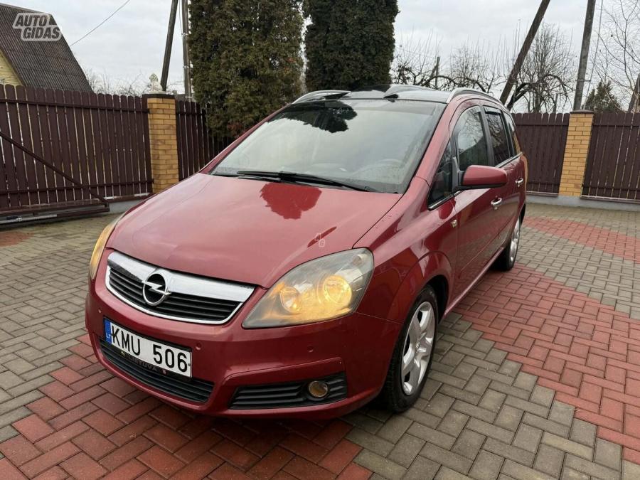 Opel Zafira 2006 Panevēža, ar dzinēja tilpumu 1.90 L un nobraukumu 330 tūkst. km par 1550 €, foto 1 vietnē AUTOMOTO.COM.LV