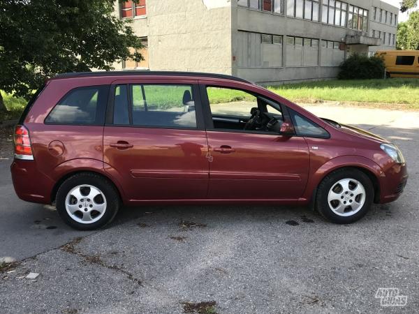 Opel Zafira 2006 Panevēža, ar dzinēja tilpumu 1.80 L un nobraukumu 295 tūkst. km par 1050 €, foto 5 vietnē AUTOMOTO.COM.LV
