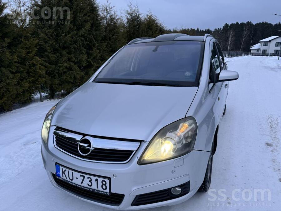 Opel Zafira 2006 in Riga, with an engine capacity of 1.90 L and mileage of 317 thousand km for 2350 €, photo 2 on AUTOMOTO.COM.LV