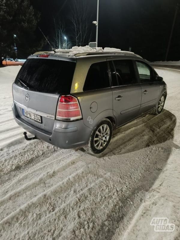 Opel Zafira 2006 in Jurbarkas, with an engine capacity of 1.90 L and mileage of 391 thousand km for 1300 €, photo 1 on AUTOMOTO.COM.LV