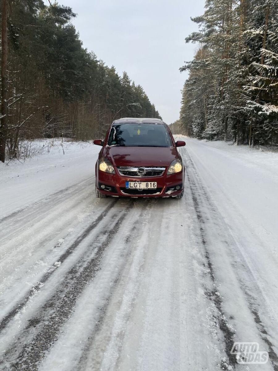 Опель Зафира 2006 в Алитус, объемом двигателя 1.90 л и пробегом 298 тыс. км за 1850 €, фото 3 на AUTOMOTO.COM.LV