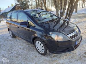 Opel Zafira 2006 Ukmergė, ar dzinēja tilpumu 1.90 L un nobraukumu 382 tūkst. km par 1450 €, foto 2 vietnē AUTOMOTO.COM.LV