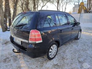 Opel Zafira 2006 Ukmergė, ar dzinēja tilpumu 1.90 L un nobraukumu 382 tūkst. km par 1450 €, foto 4 vietnē AUTOMOTO.COM.LV