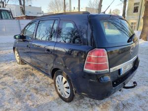 Opel Zafira 2006 Ukmergė, ar dzinēja tilpumu 1.90 L un nobraukumu 382 tūkst. km par 1450 €, foto 5 vietnē AUTOMOTO.COM.LV