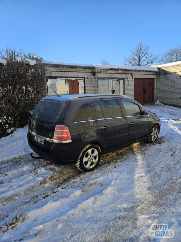Opel Zafira 2006 in Telschi, with an engine capacity of 1.90 L and mileage of 300 thousand km for 1000 €, photo 1 on AUTOMOTO.COM.LV