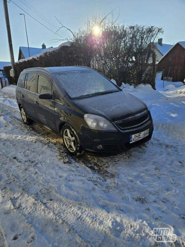 Opel Zafira 2006 in Telschi, with an engine capacity of 1.90 L and mileage of 300 thousand km for 1000 €, photo 2 on AUTOMOTO.COM.LV