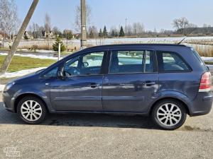 Opel Zafira 2006 in Ignalina, with an engine capacity of 1.90 L and mileage of 330 thousand km for 650 €, photo 5 on AUTOMOTO.COM.LV