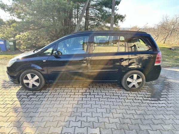 Opel Zafira 2006 in Kaunas, with an engine capacity of 1.60 L and mileage of 247 thousand km for 999 €, photo 4 on AUTOMOTO.COM.LV