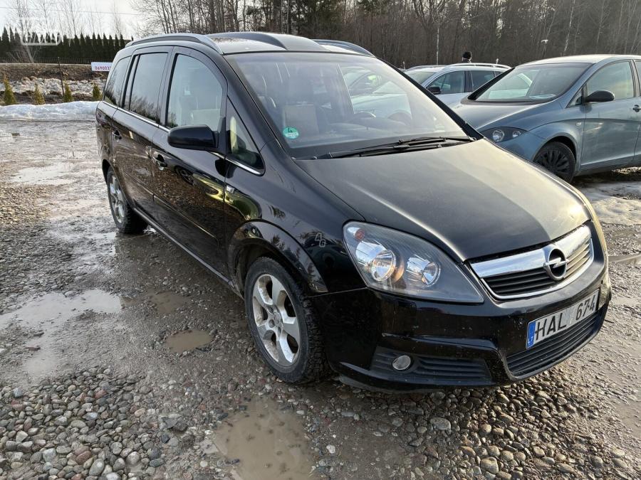 Opel Zafira 2006 in Kretinga, with an engine capacity of 1.90 L and mileage of 347 thousand km for 1750 €, photo 1 on AUTOMOTO.COM.LV