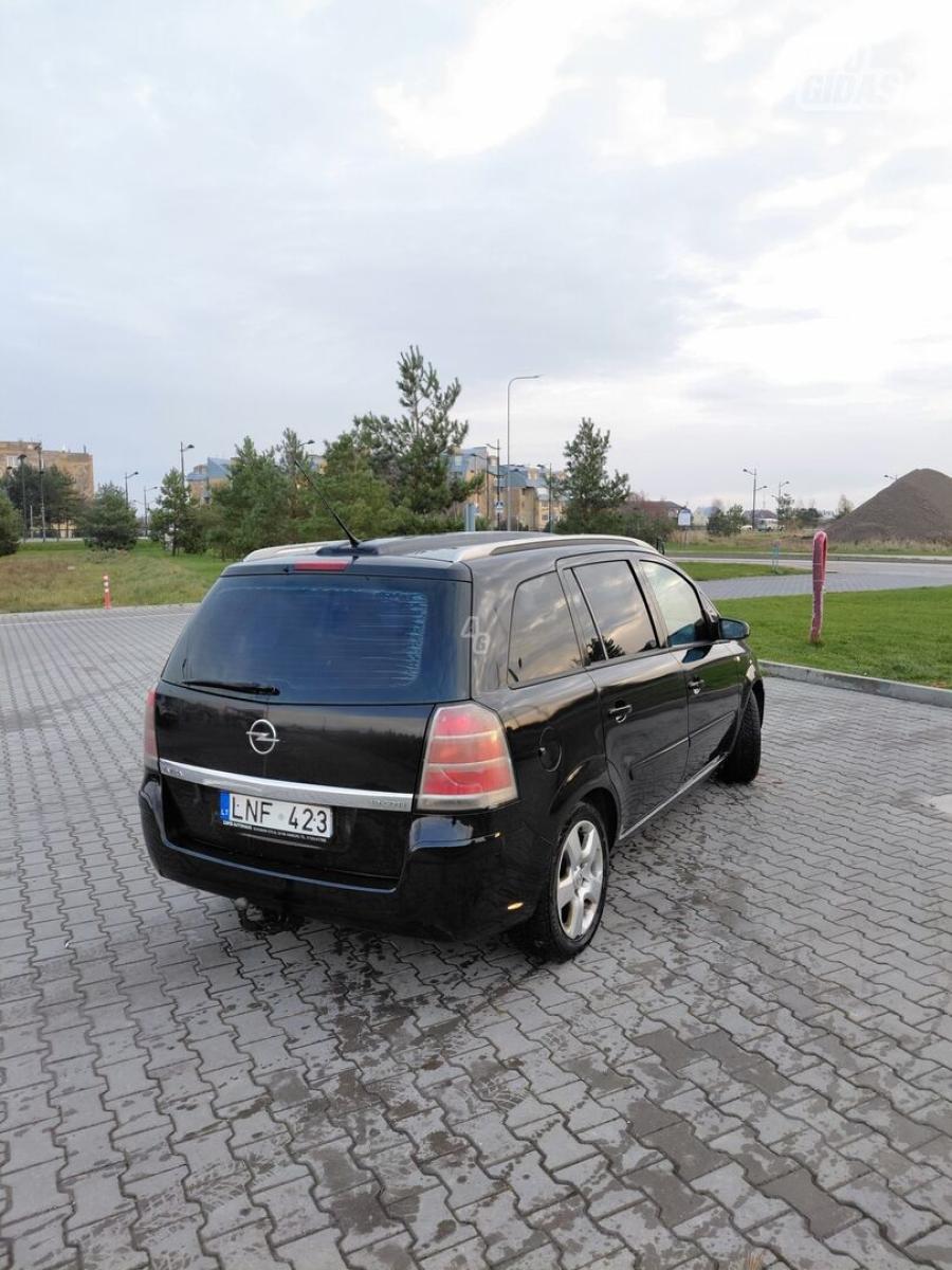 Opel Zafira 2006 Klaipėda, ar dzinēja tilpumu 1.90 L un nobraukumu 300 tūkst. km par 1000 €, foto 5 vietnē AUTOMOTO.COM.LV