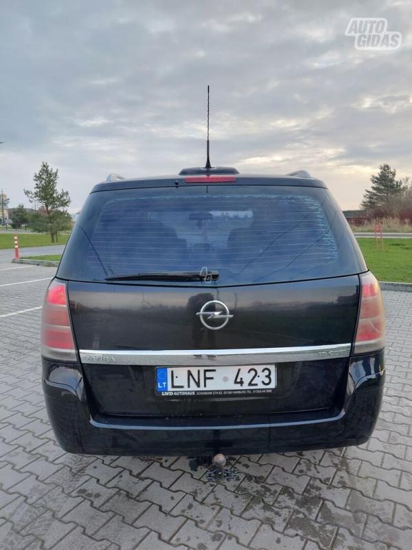 Opel Zafira 2006 in Klaipeda, with an engine capacity of 1.90 L and mileage of 300 thousand km for 1000 €, photo 6 on AUTOMOTO.COM.LV