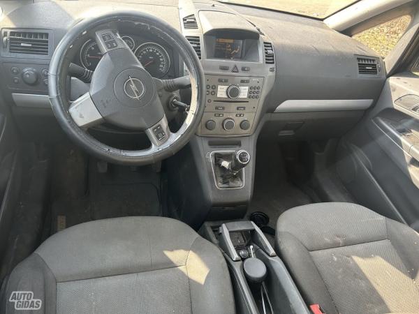 Opel Zafira 2006 Varėna, ar dzinēja tilpumu 1.90 L un nobraukumu 419 tūkst. km par 650 €, foto 3 vietnē AUTOMOTO.COM.LV