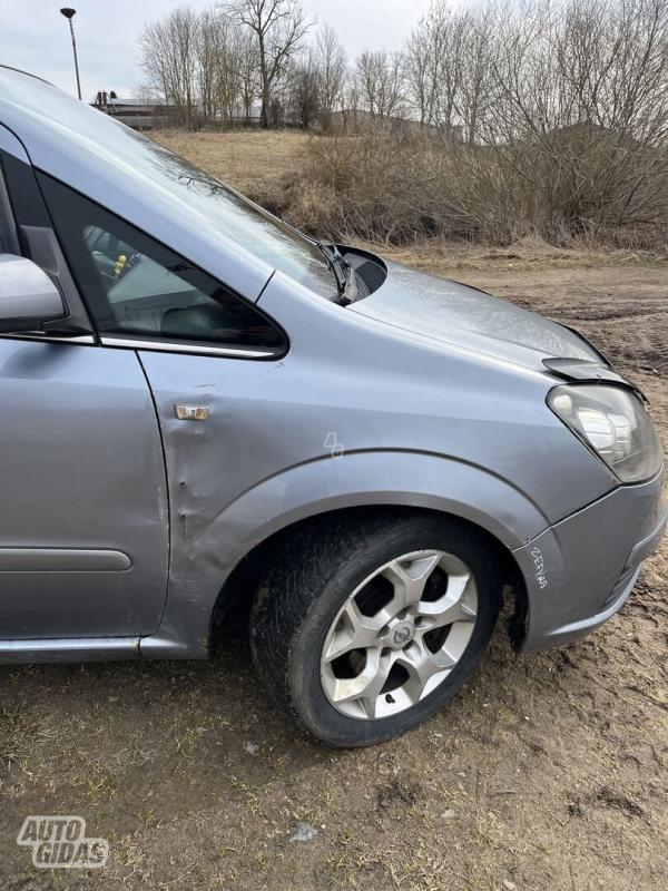 Opel Zafira 2006 in Radviliskis, with an engine capacity of 1.90 L and mileage of 336 thousand km for 1200 €, photo 6 on AUTOMOTO.COM.LV