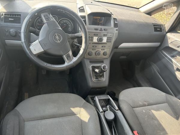 Opel Zafira 2006 Varėna, ar dzinēja tilpumu 1.90 L un nobraukumu 419 tūkst. km par 560 €, foto 3 vietnē AUTOMOTO.COM.LV