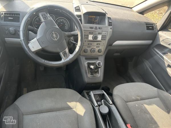 Opel Zafira 2006 Varėna, ar dzinēja tilpumu 1.90 L un nobraukumu 419 tūkst. km par 550 €, foto 3 vietnē AUTOMOTO.COM.LV