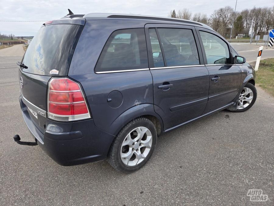 Opel Zafira 2006 Radviliškis, ar dzinēja tilpumu 1.90 L un nobraukumu 273 tūkst. km par 1699 €, foto 4 vietnē AUTOMOTO.COM.LV