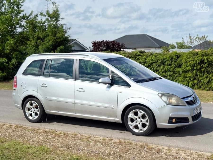Opel Zafira 2006 Šilutė, ar dzinēja tilpumu 1.90 L un nobraukumu 320 tūkst. km par 999 €, foto 6 vietnē AUTOMOTO.COM.LV