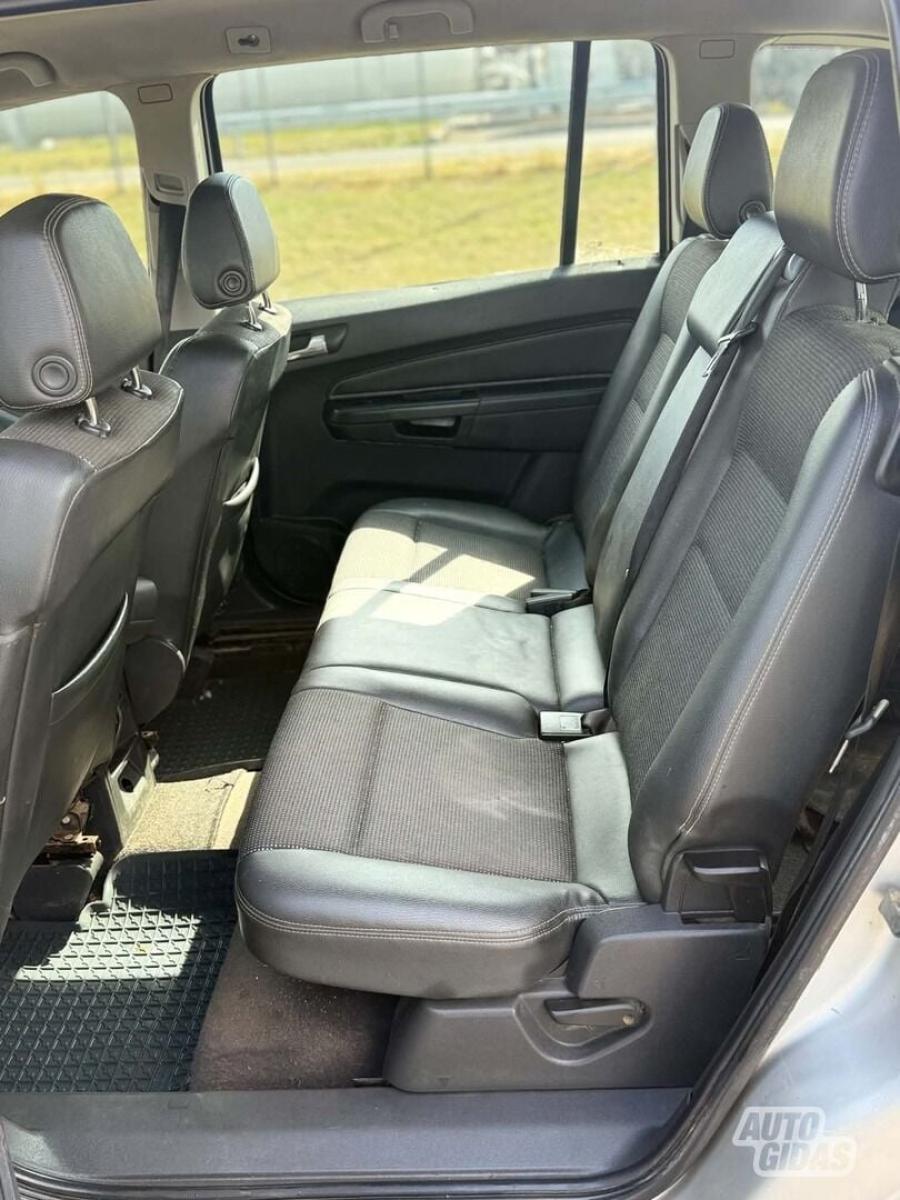 Opel Zafira 2006 Šilutė, ar dzinēja tilpumu 1.90 L un nobraukumu 320 tūkst. km par 999 €, foto 10 vietnē AUTOMOTO.COM.LV