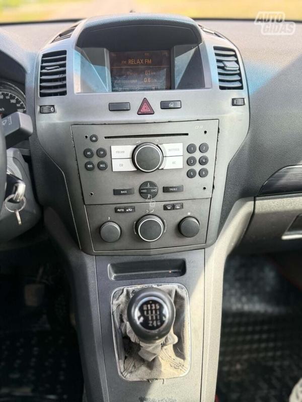 Opel Zafira 2006 in Silute, with an engine capacity of 1.90 L and mileage of 320 thousand km for 999 €, photo 10 on AUTOMOTO.COM.LV