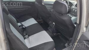 Opel Zafira 2006 Kuldīga, ar dzinēja tilpumu 1.90 L un nobraukumu 270 tūkst. km par 1100 €, foto 10 vietnē AUTOMOTO.COM.LV
