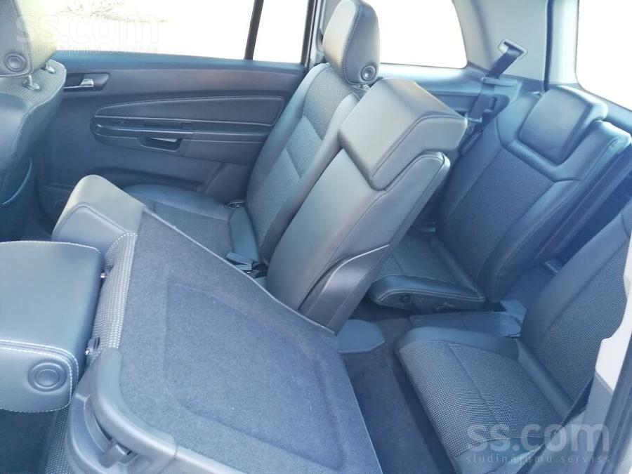 Opel Zafira 2006 Balvi, ar dzinēja tilpumu 1.90 L un nobraukumu 306 tūkst. km par 2000 €, foto 10 vietnē AUTOMOTO.COM.LV