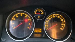 Opel Zafira 2006 Viļņa, ar dzinēja tilpumu 1.80 L un nobraukumu 282 tūkst. km par 555 €, foto 4 vietnē AUTOMOTO.COM.LV