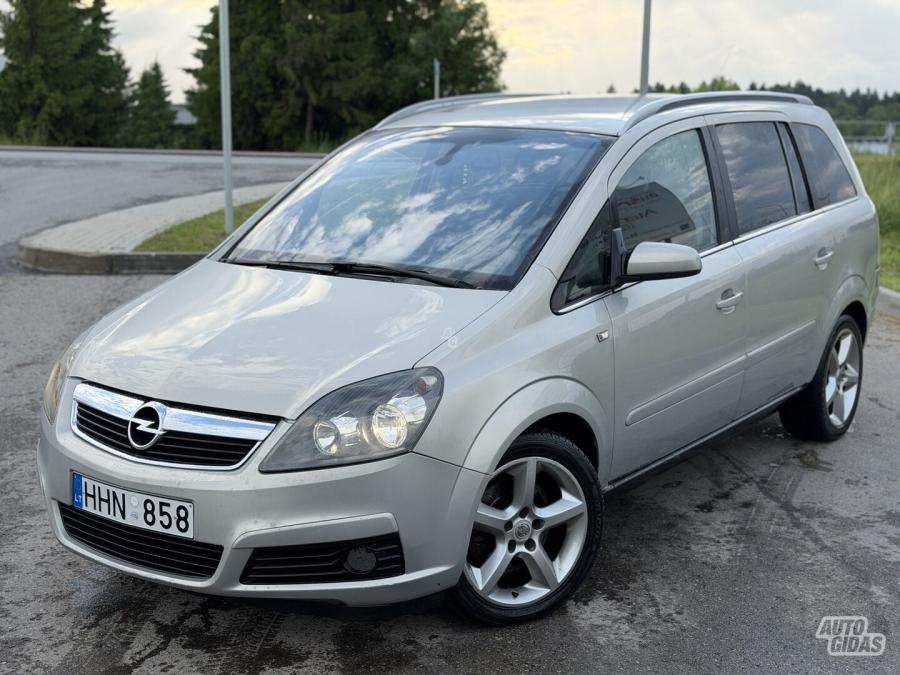 Opel Zafira 2006 in Utena, with an engine capacity of 1.90 L and mileage of 305 thousand km for 1500 €, photo 1 on AUTOMOTO.COM.LV