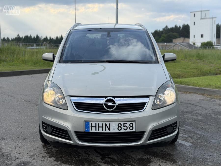 Opel Zafira 2006 in Utena, with an engine capacity of 1.90 L and mileage of 305 thousand km for 1500 €, photo 3 on AUTOMOTO.COM.LV