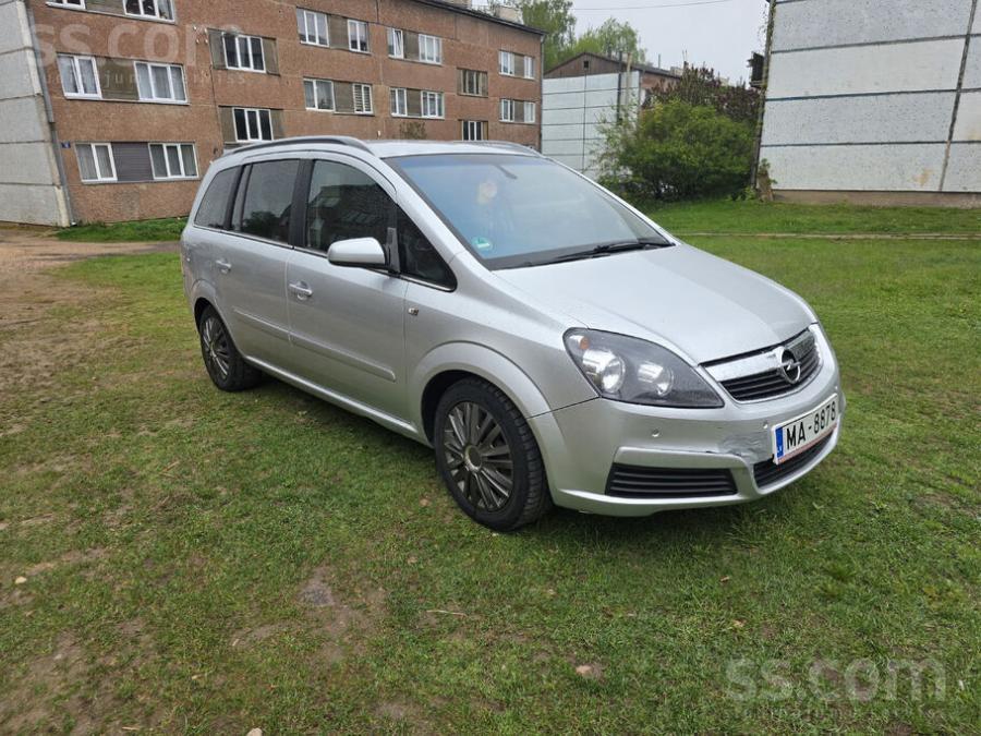 Opel Zafira 2006 Bauska, ar dzinēja tilpumu 1.90 L un nobraukumu 210 tūkst. km par 1999 €, foto 7 vietnē AUTOMOTO.COM.LV