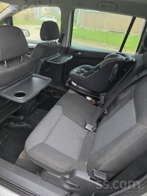 Opel Zafira 2006 Bauska, ar dzinēja tilpumu 1.90 L un nobraukumu 210 tūkst. km par 1999 €, foto 9 vietnē AUTOMOTO.COM.LV