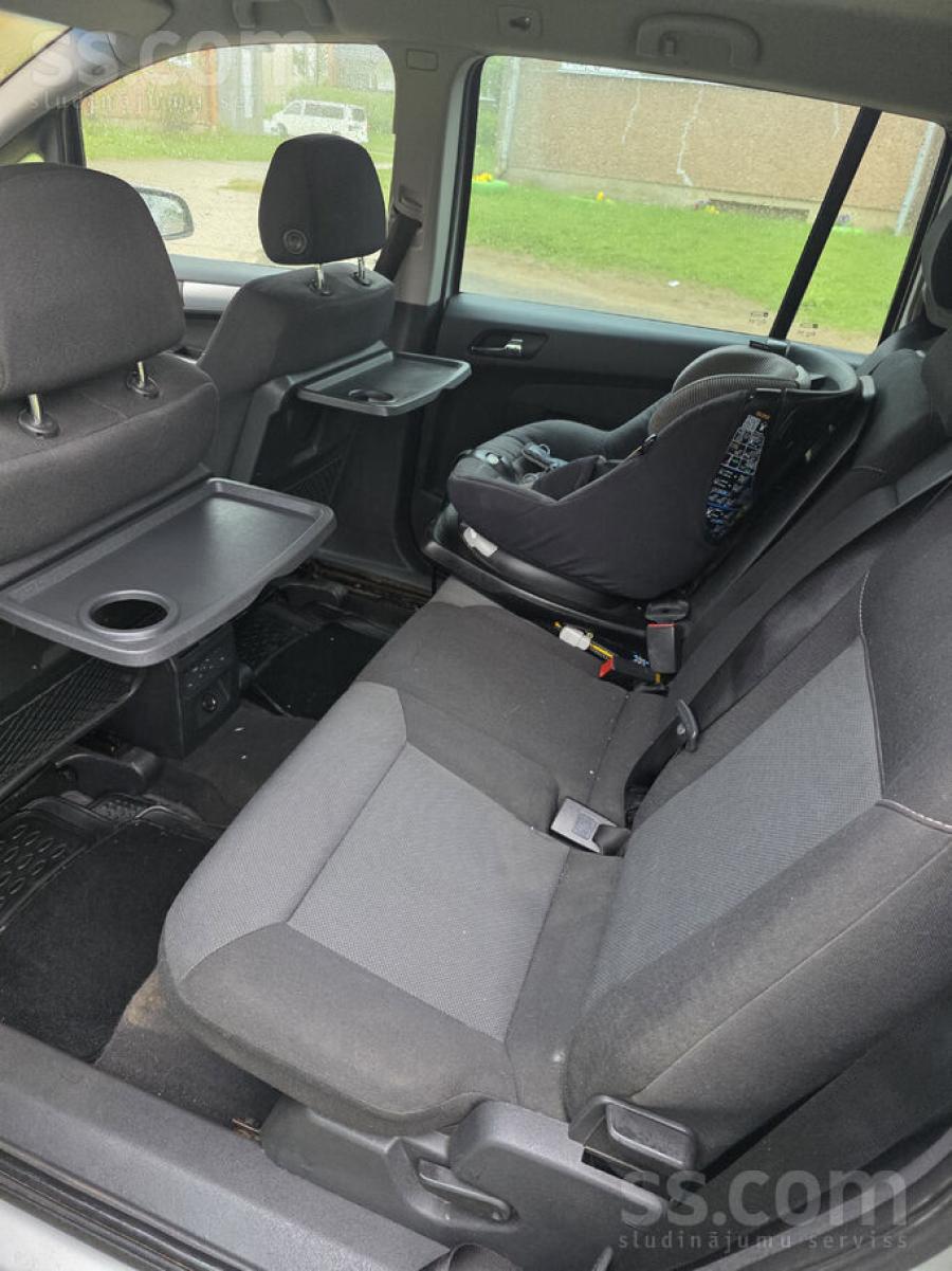 Opel Zafira 2006 Bauska, ar dzinēja tilpumu 1.90 L un nobraukumu 210 tūkst. km par 1999 €, foto 9 vietnē AUTOMOTO.COM.LV