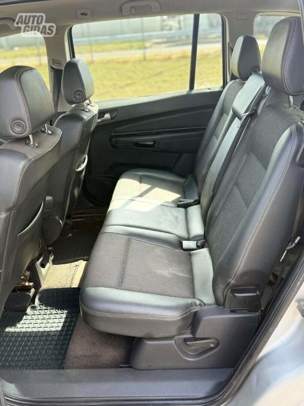 Opel Zafira 2006 in Silute, with an engine capacity of 1.90 L and mileage of 320 thousand km for 999 €, photo 9 on AUTOMOTO.COM.LV