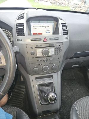 Opel Zafira 2006 Prienai, ar dzinēja tilpumu 1.90 L un nobraukumu 400 tūkst. km par 850 €, foto 19 vietnē AUTOMOTO.COM.LV