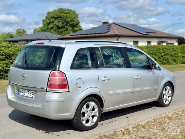 Opel Zafira 2006 in Silute, with an engine capacity of 1.90 L and mileage of 320 thousand km for 999 €, photo 2 on AUTOMOTO.COM.LV
