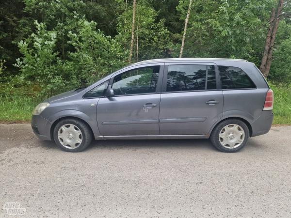 Opel Zafira 2006 in Anyksciai, with an engine capacity of 1.90 L and mileage of 324 thousand km for 499 €, photo 4 on AUTOMOTO.COM.LV