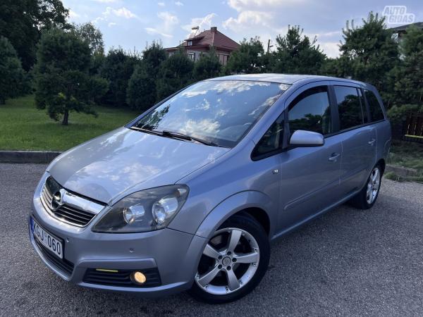 Opel Zafira 2006 in Alytus, with an engine capacity of 1.90 L and mileage of 393 thousand km for 1650 €, photo 3 on AUTOMOTO.COM.LV
