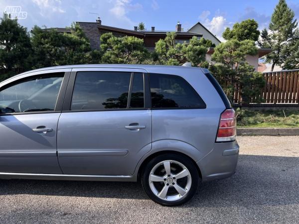 Opel Zafira 2006 in Alytus, with an engine capacity of 1.90 L and mileage of 393 thousand km for 1650 €, photo 10 on AUTOMOTO.COM.LV