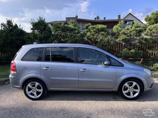 Opel Zafira 2006 Alīta, ar dzinēja tilpumu 1.90 L un nobraukumu 393 tūkst. km par 1650 €, foto 6 vietnē AUTOMOTO.COM.LV