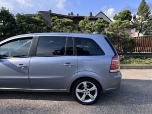 Opel Zafira 2006 Alīta, ar dzinēja tilpumu 1.90 L un nobraukumu 393 tūkst. km par 1650 €, foto 11 vietnē AUTOMOTO.COM.LV