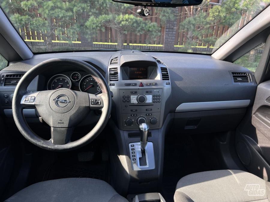 Opel Zafira 2006 Alīta, ar dzinēja tilpumu 1.90 L un nobraukumu 393 tūkst. km par 1650 €, foto 14 vietnē AUTOMOTO.COM.LV