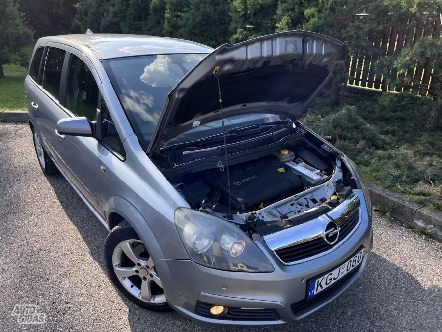 Opel Zafira 2006 Alīta, ar dzinēja tilpumu 1.90 L un nobraukumu 393 tūkst. km par 1650 €, foto 20 vietnē AUTOMOTO.COM.LV