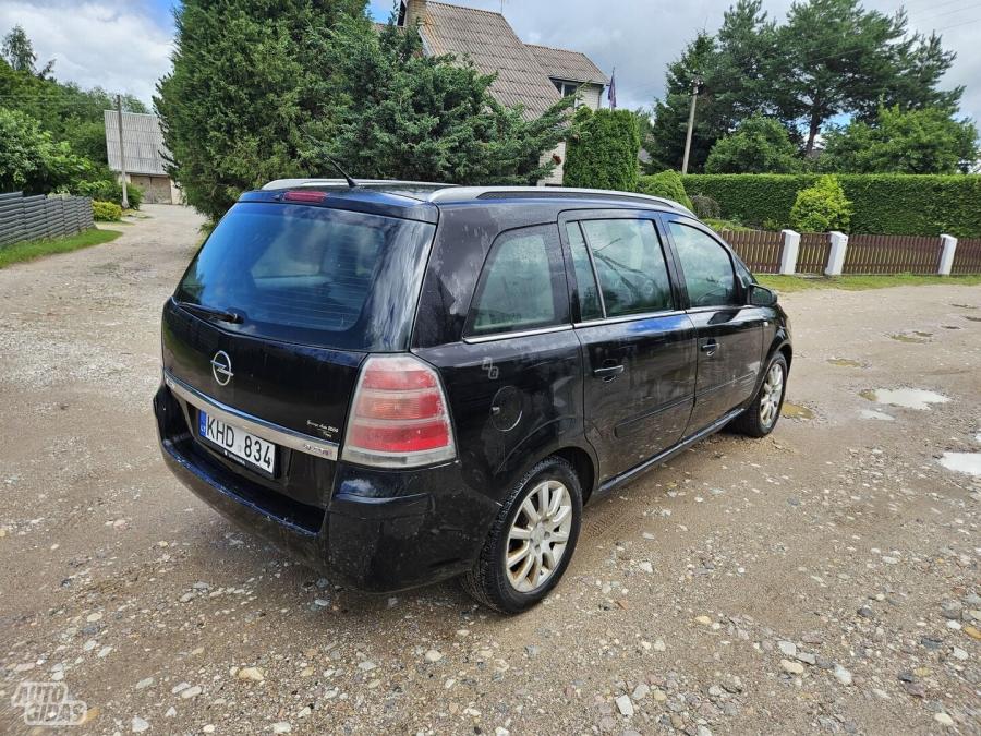 Opel Zafira 2006 Prienai, ar dzinēja tilpumu 1.90 L un nobraukumu 319 tūkst. km par 555 €, foto 4 vietnē AUTOMOTO.COM.LV