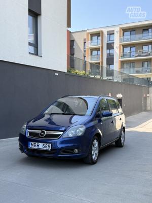 Opel Zafira 2006 Viļņa, ar dzinēja tilpumu 1.90 L un nobraukumu 326 tūkst. km par 1800 €, foto 4 vietnē AUTOMOTO.COM.LV