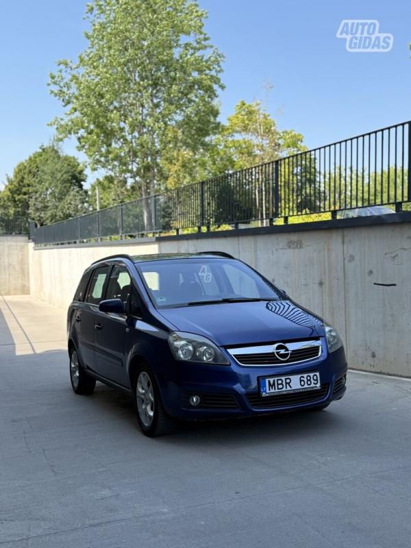 Opel Zafira 2006 Viļņa, ar dzinēja tilpumu 1.90 L un nobraukumu 326 tūkst. km par 1800 €, foto 4 vietnē AUTOMOTO.COM.LV