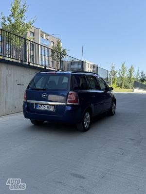 Opel Zafira 2006 Viļņa, ar dzinēja tilpumu 1.90 L un nobraukumu 326 tūkst. km par 1800 €, foto 9 vietnē AUTOMOTO.COM.LV